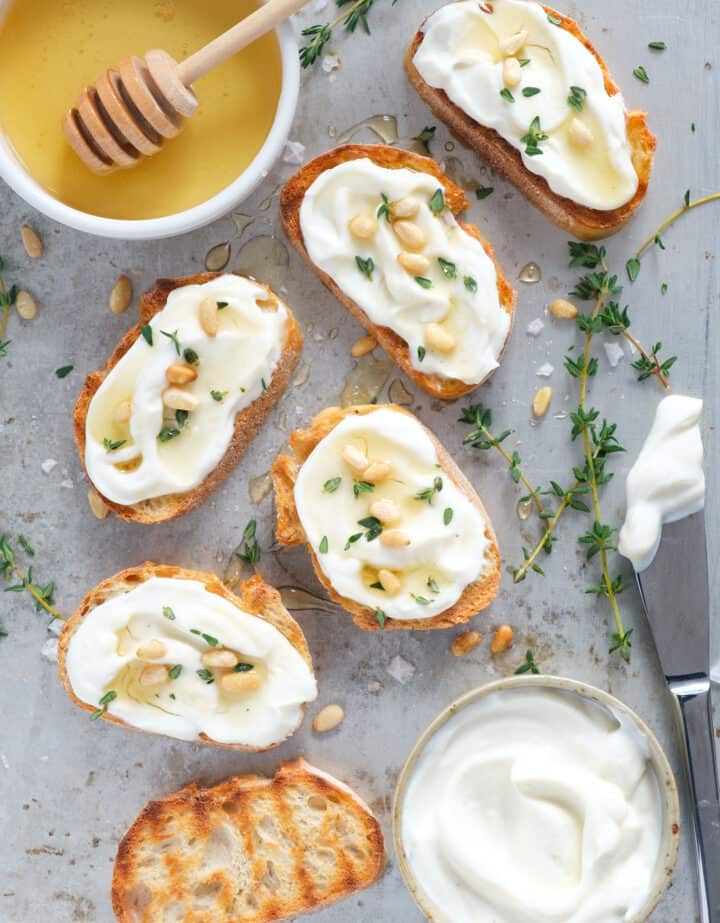 Whipped Ricotta Crostini - The clever meal