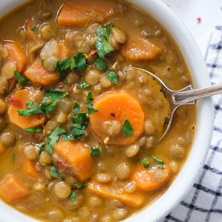 Carrot and Lentil Soup - The clever meal