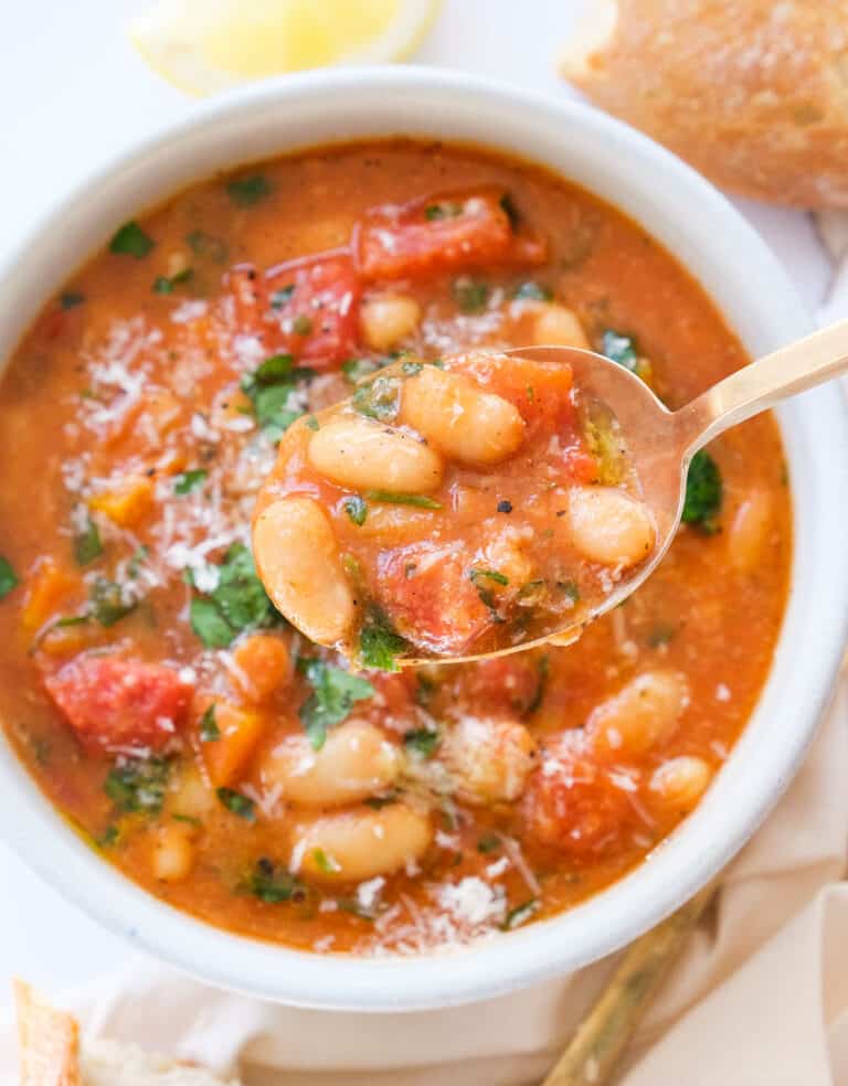 White Bean & Tomato Soup - The clever meal