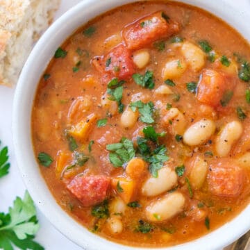 White Bean & Tomato Soup - The clever meal