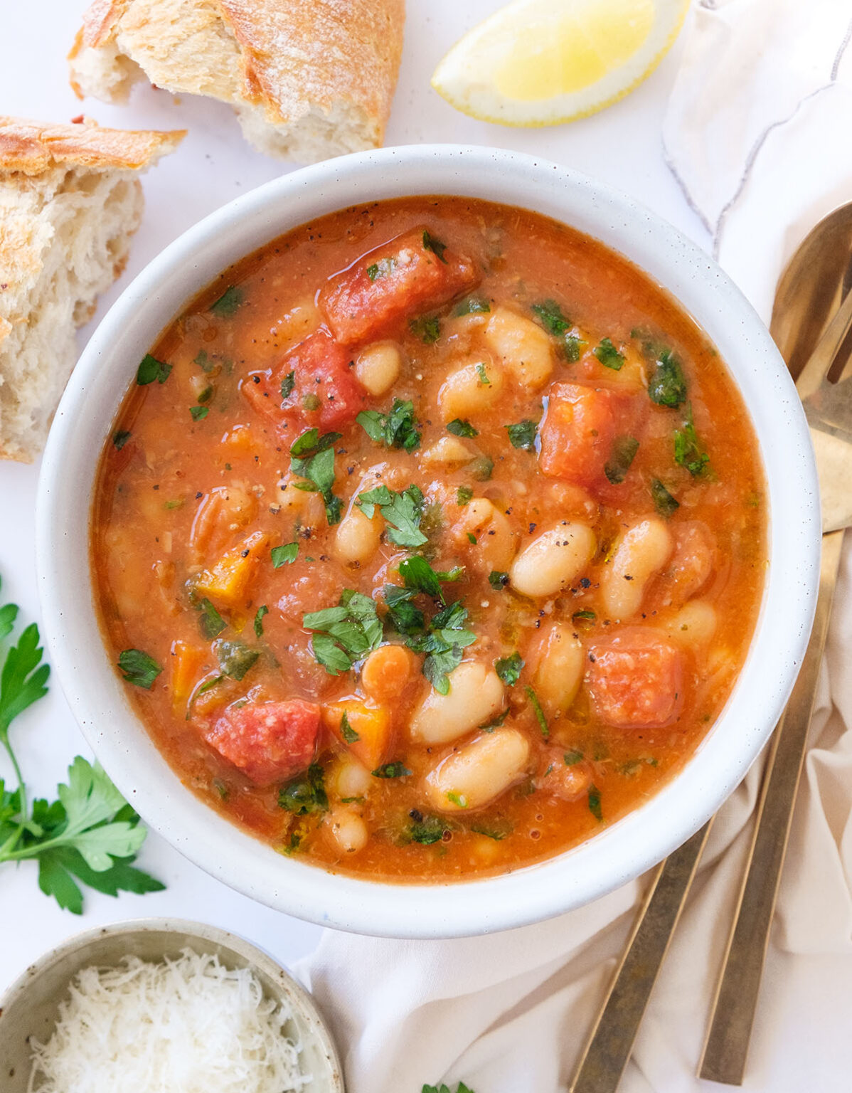 White Bean & Tomato Soup - The clever meal