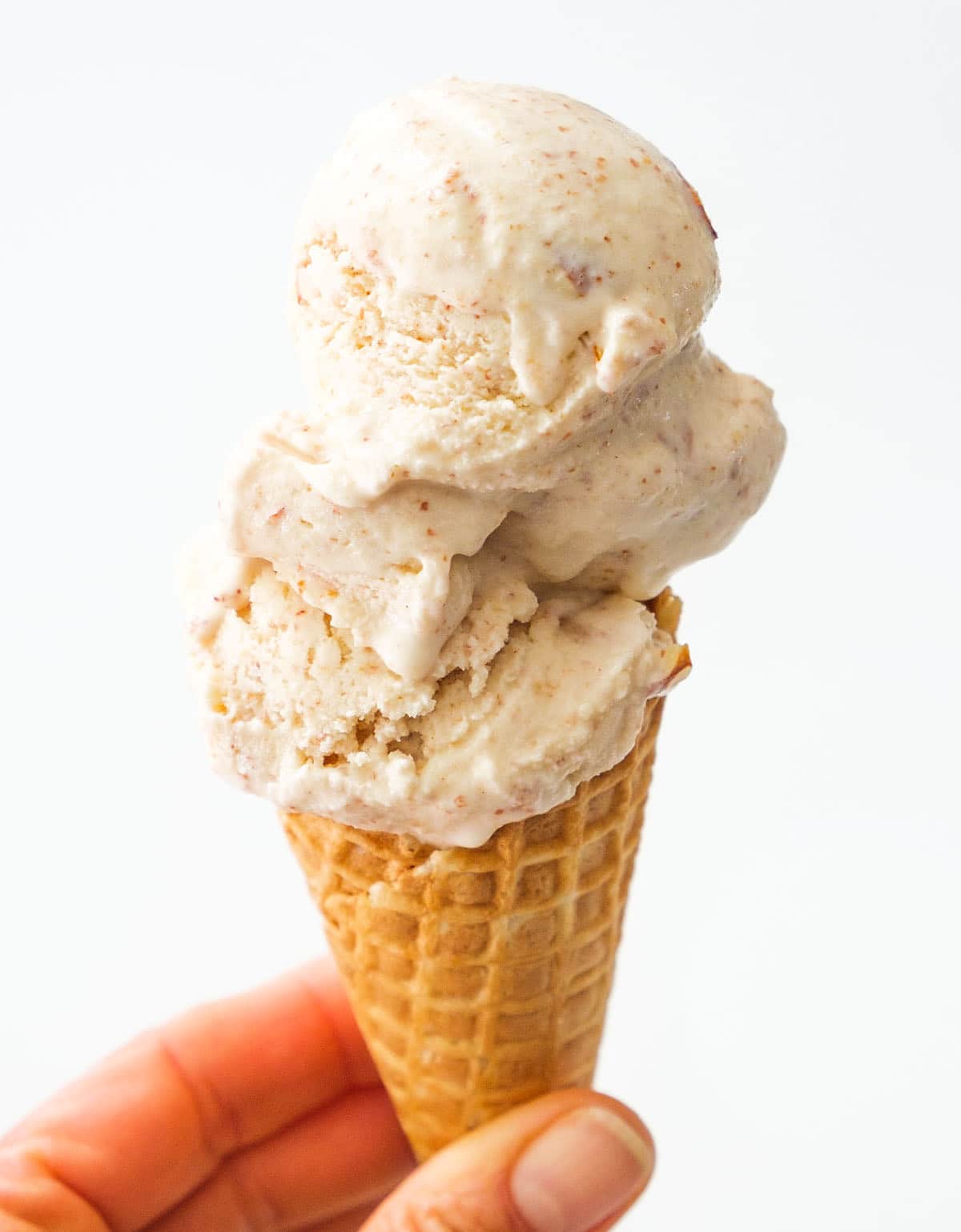 Almond Ice Cream - The clever meal